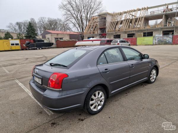 Toyota Avensis 2006 in Klaipeda, with an engine capacity of 2.20 L and mileage of 290 thousand km for 2200 €, photo 4 on AUTOMOTO.COM.LV