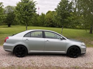 Toyota Avensis 2008 Alīta, ar dzinēja tilpumu 2.00 L un nobraukumu 272 tūkst. km par 2550 €, foto 5 vietnē AUTOMOTO.COM.LV