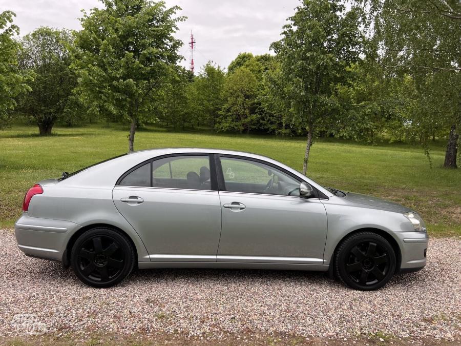 Toyota Avensis 2008 Alīta, ar dzinēja tilpumu 2.00 L un nobraukumu 272 tūkst. km par 2550 €, foto 5 vietnē AUTOMOTO.COM.LV