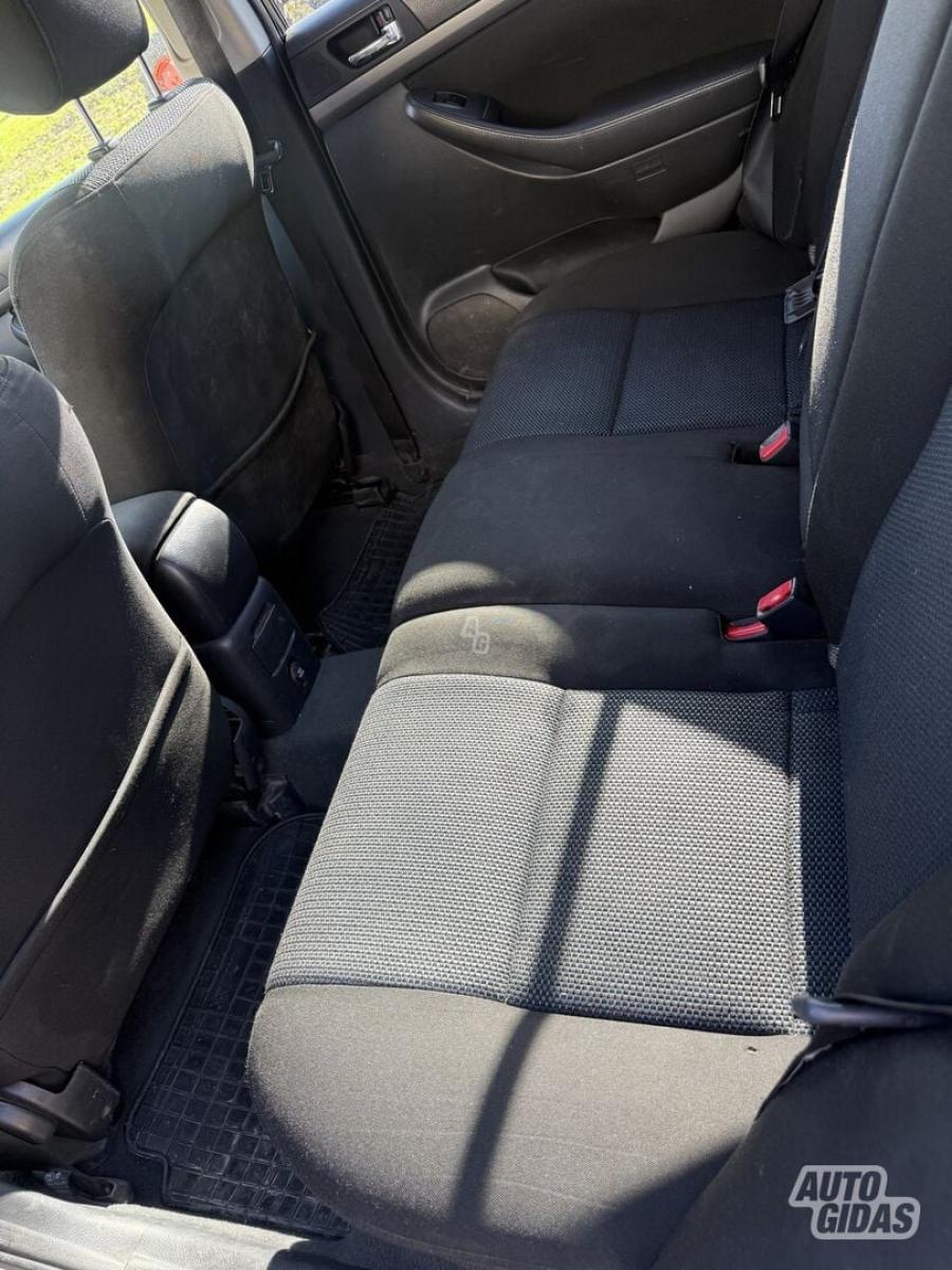 Toyota Avensis 2008 Biržai, ar dzinēja tilpumu 2.00 L un nobraukumu 423 tūkst. km par 1150 €, foto 12 vietnē AUTOMOTO.COM.LV