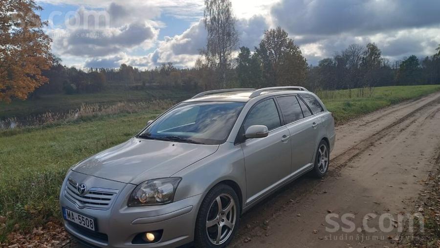 Toyota Avensis 2008 in Aizkraukle, with an engine capacity of 2.00 L and mileage of 371 thousand km for 2900 €, photo 3 on AUTOMOTO.COM.LV