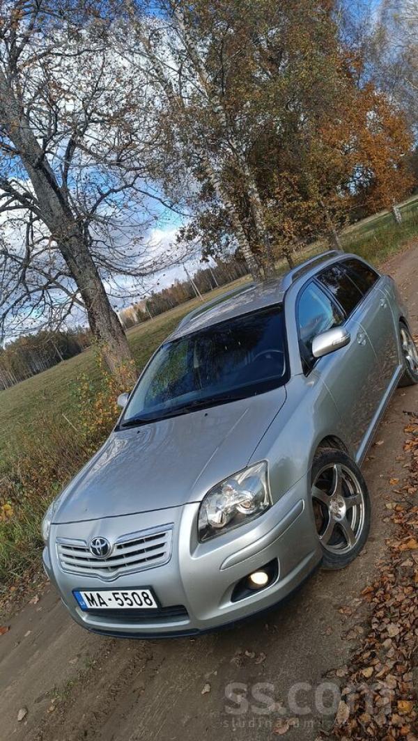 Toyota Avensis 2008 in Aizkraukle, with an engine capacity of 2.00 L and mileage of 371 thousand km for 2900 €, photo 5 on AUTOMOTO.COM.LV