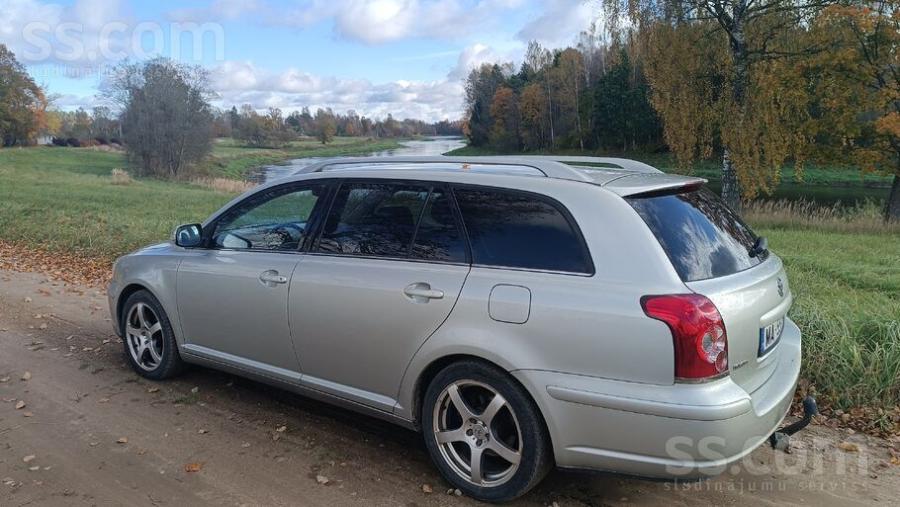 Toyota Avensis 2008 in Aizkraukle, with an engine capacity of 2.00 L and mileage of 371 thousand km for 2900 €, photo 7 on AUTOMOTO.COM.LV