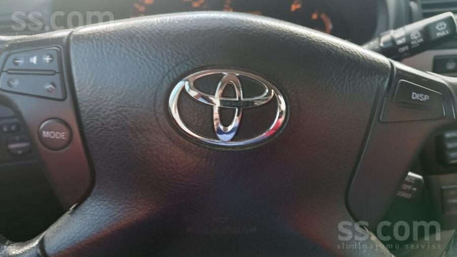 Toyota Avensis 2008 in Aizkraukle, with an engine capacity of 2.00 L and mileage of 371 thousand km for 2900 €, photo 20 on AUTOMOTO.COM.LV