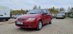 Red Toyota Avensis 1998 in Valmiera, with an engine capacity of 2.00 L and mileage of 263 thousand km for 1100 €, photo 13 on AUTOMOTO.COM.LV