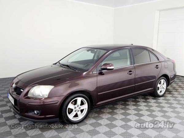 Sarkans Toyota Avensis 2007 Tallina, ar dzinēja tilpumu 1.80 L un nobraukumu 249 tūkst. km par 2299 €, foto 2 vietnē AUTOMOTO.COM.LV