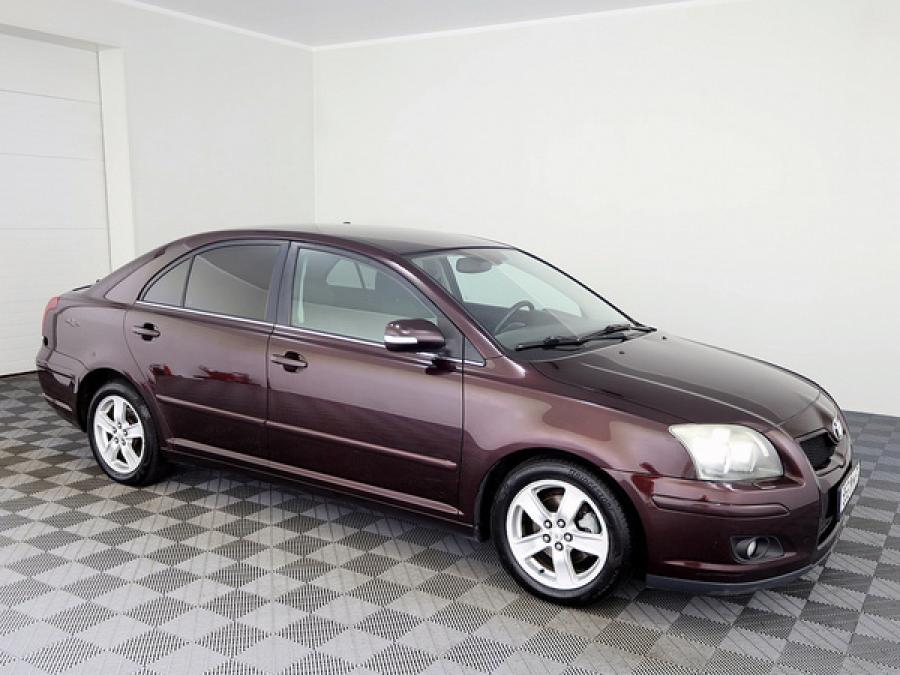 Красный Тойота Авенсис 2007 в Таллин, объемом двигателя 1.80 л и пробегом 249 тыс. км за 2299 €, фото 1 на AUTOMOTO.COM.LV