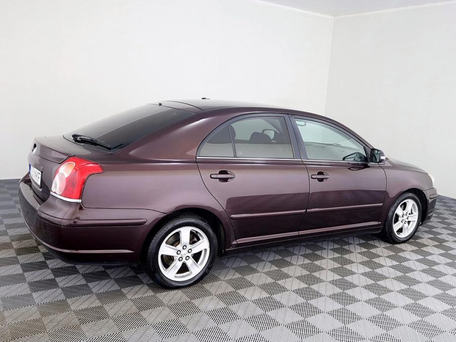 Красный Тойота Авенсис 2007 в Таллин, объемом двигателя 1.80 л и пробегом 249 тыс. км за 2299 €, фото 12 на AUTOMOTO.COM.LV