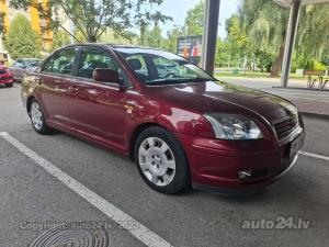 Красный Тойота Авенсис 2003 в Таллин, объемом двигателя 2.00 л и пробегом 380 тыс. км за 499 €, фото  на AUTOMOTO.COM.LV