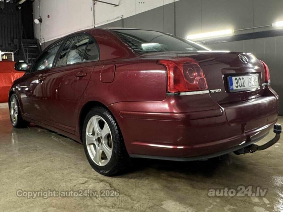 Red Toyota Avensis 2004 in Tartu, with an engine capacity of 2.00 L and mileage of 0 thousand km for 1250 €, photo 5 on AUTOMOTO.COM.LV