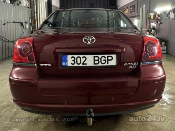 Sarkans Toyota Avensis 2004 Tartu, ar dzinēja tilpumu 2.00 L un nobraukumu 0 tūkst. km par 1250 €, foto 4 vietnē AUTOMOTO.COM.LV