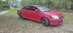 Красный Тойота Авенсис 2004 в Резекне, объемом двигателя 2.00 л и пробегом 310 тыс. км за 2050 €, фото 3 на AUTOMOTO.COM.LV