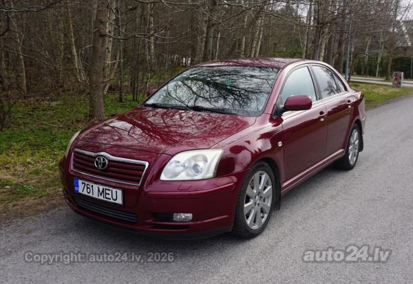 Sarkans Toyota Avensis 2005 Tallina, ar dzinēja tilpumu 2.00 L un nobraukumu 199 tūkst. km par 2990 €, foto 1 vietnē AUTOMOTO.COM.LV
