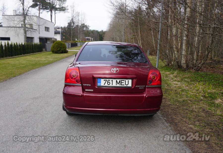 Red Toyota Avensis 2005 in Tallinn, with an engine capacity of 2.00 L and mileage of 199 thousand km for 2990 €, photo 8 on AUTOMOTO.COM.LV