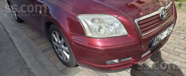 Red Toyota Avensis 2005 in Riga, with an engine capacity of 2.00 L and mileage of 230 thousand km for 1700 €, photo 3 on AUTOMOTO.COM.LV