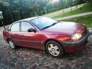Sarkans Toyota Avensis 2005 Kauņa, ar dzinēja tilpumu 1.80 L un nobraukumu 317 tūkst. km par 1100 €, foto 3 vietnē AUTOMOTO.COM.LV