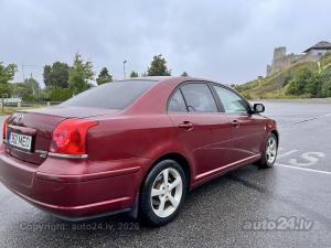 Sarkans Toyota Avensis 2005 Tallina, ar dzinēja tilpumu 2.00 L un nobraukumu 227 tūkst. km par 1690 €, foto 3 vietnē AUTOMOTO.COM.LV