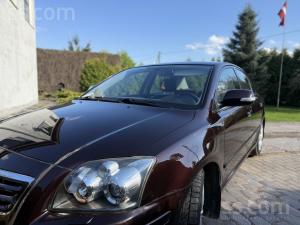 Sarkans Toyota Avensis 2006 Rīga, ar dzinēja tilpumu 2.00 L un nobraukumu 178 tūkst. km par 1850 €, foto 12 vietnē AUTOMOTO.COM.LV
