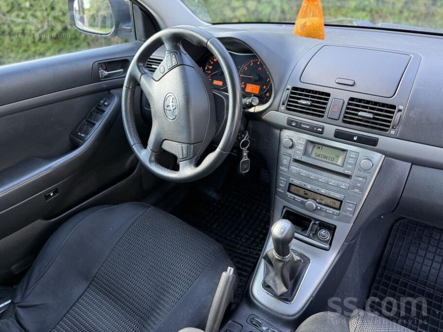 Sarkans Toyota Avensis 2006 Rīga, ar dzinēja tilpumu 2.00 L un nobraukumu 178 tūkst. km par 1850 €, foto 13 vietnē AUTOMOTO.COM.LV