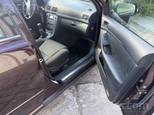 Sarkans Toyota Avensis 2006 Rīga, ar dzinēja tilpumu 2.00 L un nobraukumu 178 tūkst. km par 1850 €, foto 15 vietnē AUTOMOTO.COM.LV