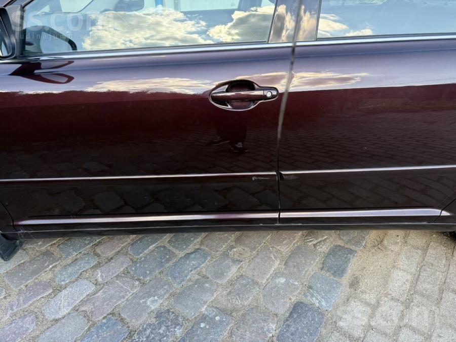 Sarkans Toyota Avensis 2006 Rīga, ar dzinēja tilpumu 2.00 L un nobraukumu 178 tūkst. km par 1850 €, foto 22 vietnē AUTOMOTO.COM.LV