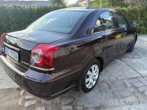 Sarkans Toyota Avensis 2006 Rīga, ar dzinēja tilpumu 2.00 L un nobraukumu 178 tūkst. km par 1850 €, foto 25 vietnē AUTOMOTO.COM.LV
