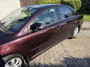 Sarkans Toyota Avensis 2006 Rīga, ar dzinēja tilpumu 2.00 L un nobraukumu 178 tūkst. km par 1850 €, foto 35 vietnē AUTOMOTO.COM.LV