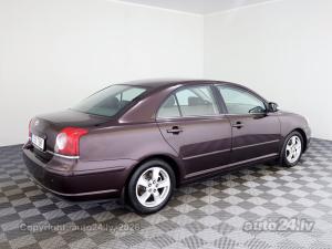 Красный Тойота Авенсис 2006 в Таллин, объемом двигателя 1.80 л и пробегом 164 тыс. км за 3499 €, фото 4 на AUTOMOTO.COM.LV