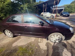 Красный Тойота Авенсис 2007 в Таллин, объемом двигателя 2.00 л и пробегом 220 тыс. км за 900 €, фото 4 на AUTOMOTO.COM.LV