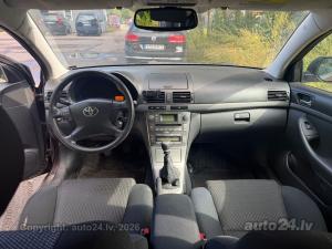 Красный Тойота Авенсис 2007 в Таллин, объемом двигателя 2.00 л и пробегом 220 тыс. км за 900 €, фото 7 на AUTOMOTO.COM.LV