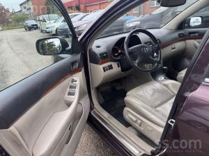 Красный Тойота Авенсис 2007 в Цесис, объемом двигателя 2.00 л и пробегом 0 тыс. км за 1400 €, фото 9 на AUTOMOTO.COM.LV