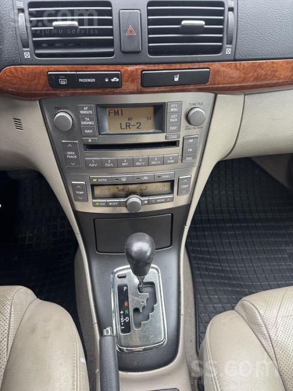 Тойота Авенсис 2007 в Цесис на AUTOMOTO.COM.LV Красный Тойота Авенсис 2007 в Цесис, объемом двигателя 2.00 л и пробегом 0 тыс. км за 1400 €, фото 10 на AUTOMOTO.COM.LV