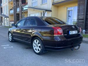 Красный Тойота Авенсис 2008 в Рига, объемом двигателя 2.00 л и пробегом 390 тыс. км за 2300 €, фото 8 на AUTOMOTO.COM.LV
