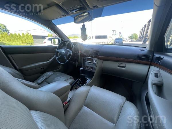 Sarkans Toyota Avensis 2008 Rīga, ar dzinēja tilpumu 2.00 L un nobraukumu 390 tūkst. km par 2300 €, foto 9 vietnē AUTOMOTO.COM.LV