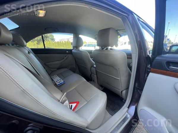 Sarkans Toyota Avensis 2008 Rīga, ar dzinēja tilpumu 2.00 L un nobraukumu 390 tūkst. km par 2300 €, foto 10 vietnē AUTOMOTO.COM.LV