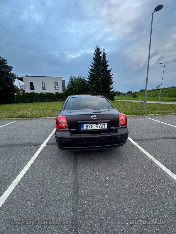 Red Toyota Avensis 2008 in Tallinn, with an engine capacity of 2.00 L and mileage of 450 thousand km for 1200 €, photo 2 on AUTOMOTO.COM.LV