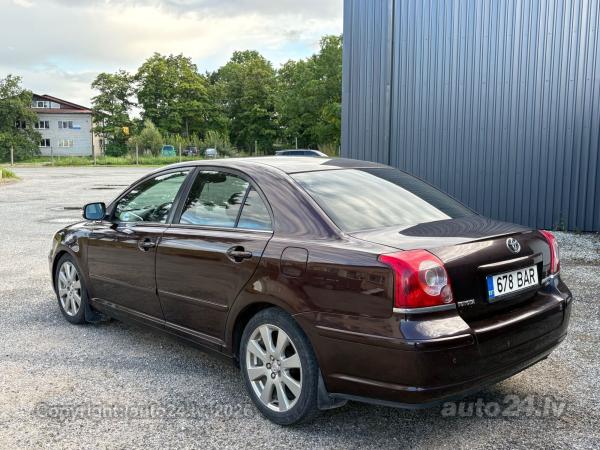 Sarkans Toyota Avensis 2008 Rapla, ar dzinēja tilpumu 2.00 L un nobraukumu 456 tūkst. km par 1300 €, foto 3 vietnē AUTOMOTO.COM.LV