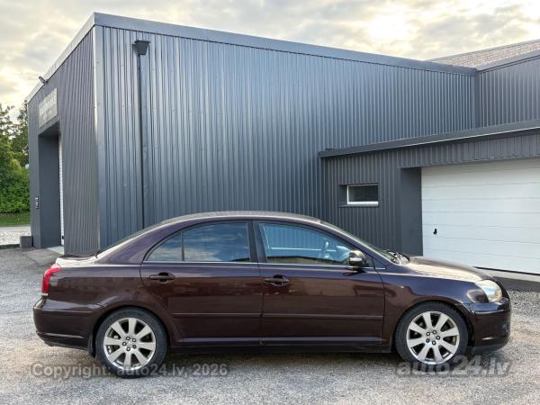 Sarkans Toyota Avensis 2008 Rapla, ar dzinēja tilpumu 2.00 L un nobraukumu 456 tūkst. km par 1300 €, foto 5 vietnē AUTOMOTO.COM.LV