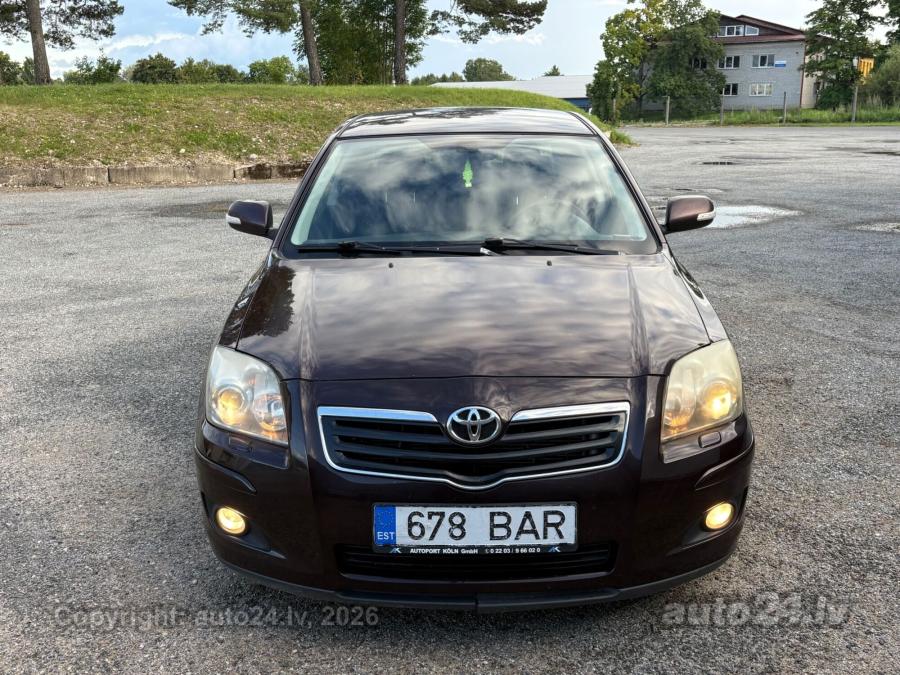 Sarkans Toyota Avensis 2008 Rapla, ar dzinēja tilpumu 2.00 L un nobraukumu 456 tūkst. km par 1300 €, foto 8 vietnē AUTOMOTO.COM.LV