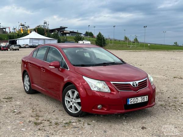 Sarkans Toyota Avensis 2009 Viļņa, ar dzinēja tilpumu 2.20 L un nobraukumu 160 tūkst. km par 4700 €, foto 1 vietnē AUTOMOTO.COM.LV