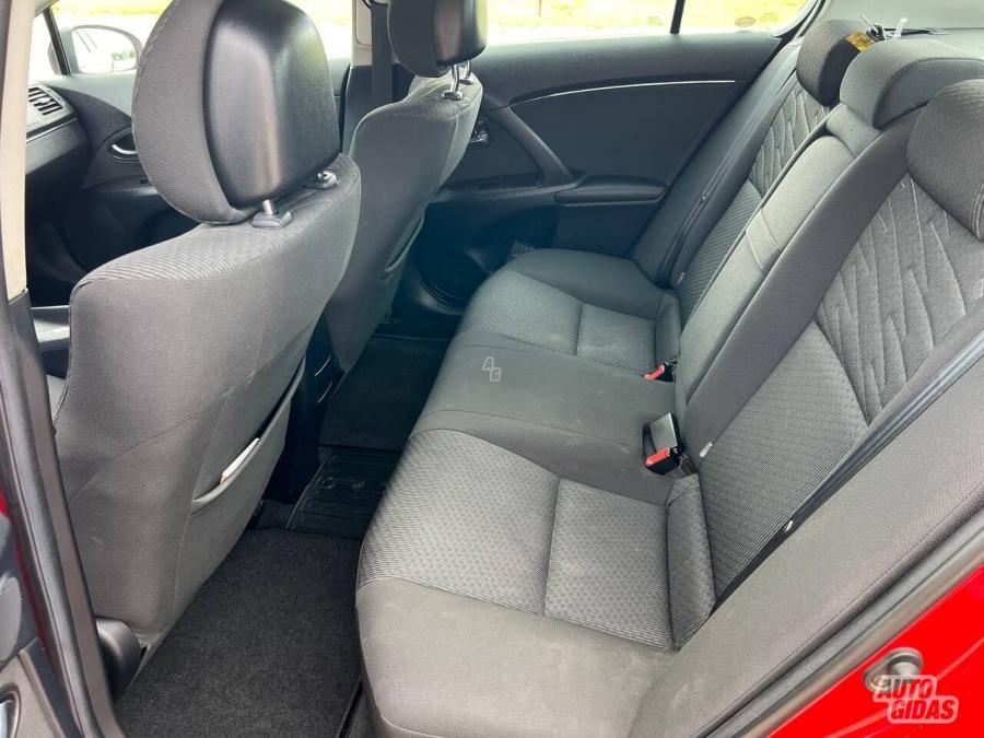Red Toyota Avensis 2009 in Vilnius, with an engine capacity of 2.20 L and mileage of 160 thousand km for 4700 €, photo 23 on AUTOMOTO.COM.LV