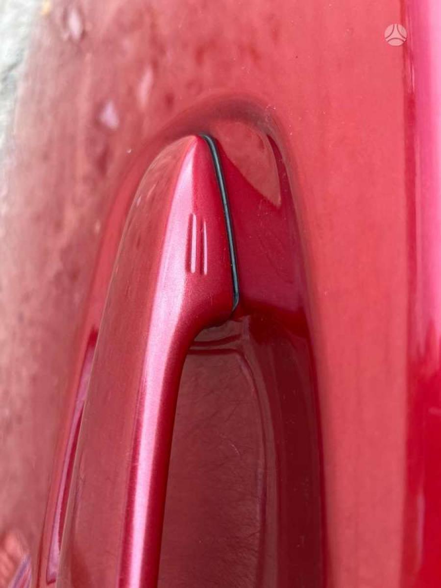 Red Toyota Avensis 2009 in Vilnius, with an engine capacity of 2.23 L and mileage of 160 thousand km for 3300 €, photo 19 on AUTOMOTO.COM.LV