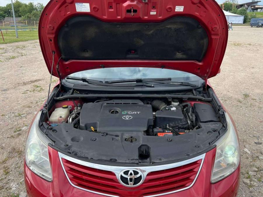 Red Toyota Avensis 2009 in Vilnius, with an engine capacity of 2.23 L and mileage of 160 thousand km for 3300 €, photo 22 on AUTOMOTO.COM.LV