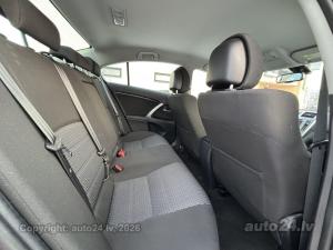 Sarkans Toyota Avensis 2012 Tartu, ar dzinēja tilpumu 1.80 L un nobraukumu 255 tūkst. km par 6000 €, foto 7 vietnē AUTOMOTO.COM.LV