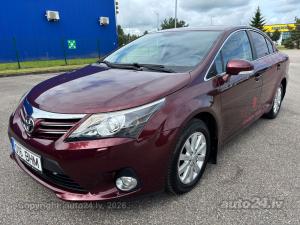 Красный Тойота Авенсис 2012 в Пайде, объемом двигателя 1.80 л и пробегом 148 тыс. км за 6690 €, фото  на AUTOMOTO.COM.LV