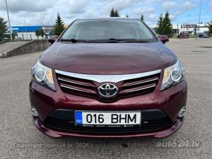 Красный Тойота Авенсис 2012 в Пайде, объемом двигателя 1.80 л и пробегом 148 тыс. км за 6690 €, фото 3 на AUTOMOTO.COM.LV