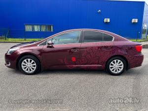 Красный Тойота Авенсис 2012 в Пайде, объемом двигателя 1.80 л и пробегом 148 тыс. км за 6690 €, фото 4 на AUTOMOTO.COM.LV
