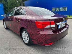 Красный Тойота Авенсис 2012 в Пайде, объемом двигателя 1.80 л и пробегом 148 тыс. км за 6690 €, фото 5 на AUTOMOTO.COM.LV