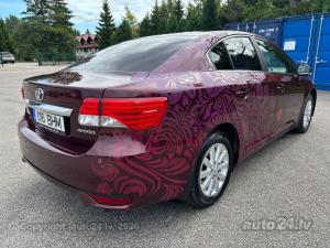 Красный Тойота Авенсис 2012 в Пайде, объемом двигателя 1.80 л и пробегом 148 тыс. км за 6690 €, фото 6 на AUTOMOTO.COM.LV