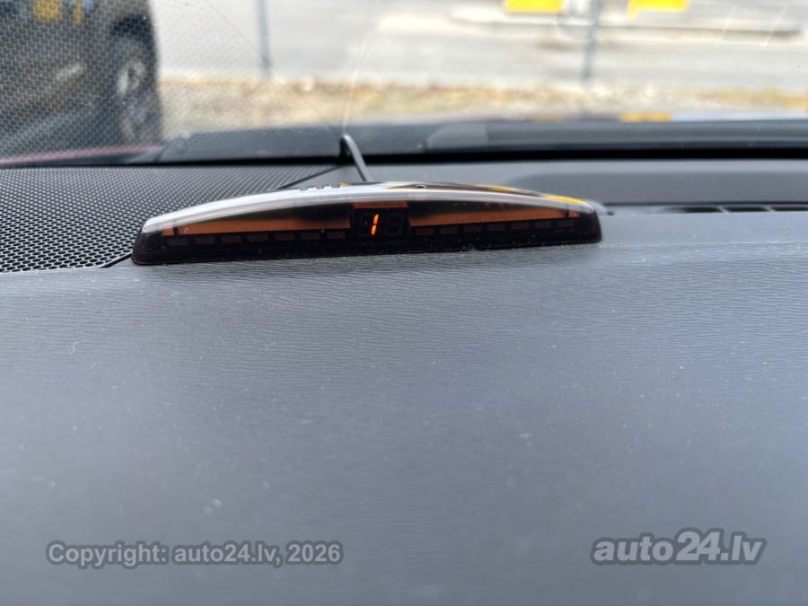 Красный Тойота Авенсис 2012 в Пайде, объемом двигателя 1.80 л и пробегом 148 тыс. км за 6690 €, фото 21 на AUTOMOTO.COM.LV